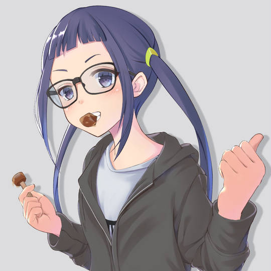 戴着眼镜的双马尾，大垣千明（Ohaki Chiaki）摇曳露营头像图片 | BoBoPic